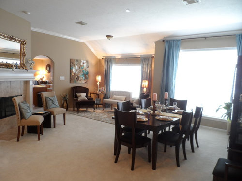 Formal Dining & Parlor