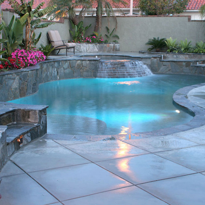 75 Beautiful Kidney-shaped Pool Ideas & Designs - May 2024 | Houzz AU