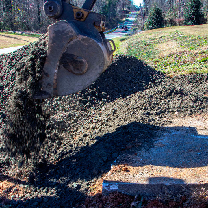75 Beautiful Sloped Driveway Ideas & Designs - April 2023 | Houzz AU