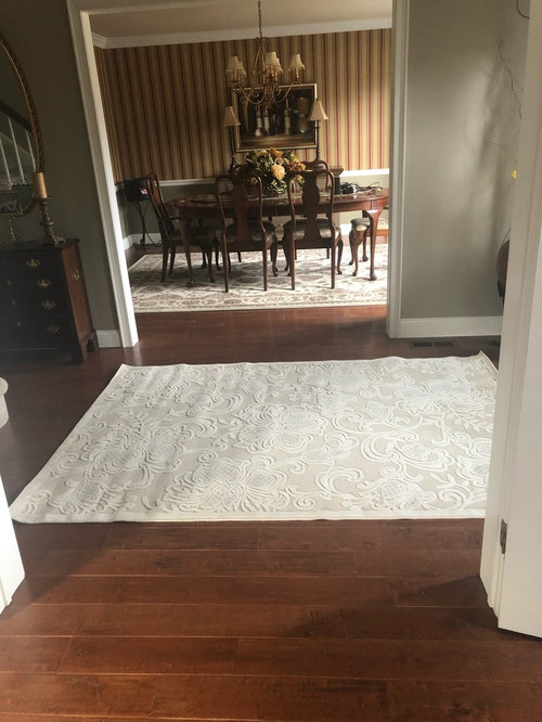 what size foyer carpet