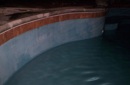 plaster discoloration and cracking