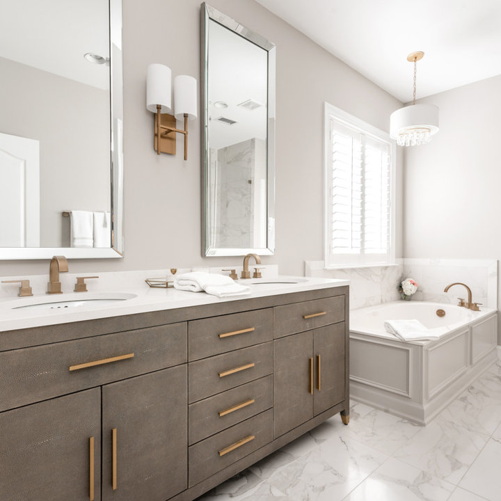 75 Beautiful Bathroom with a Drop-in Tub Ideas & Designs - June 2025 ...