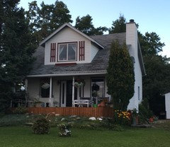 Cambridge Riviera Red shingles