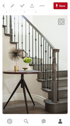Advice: Painting banister dark gray?