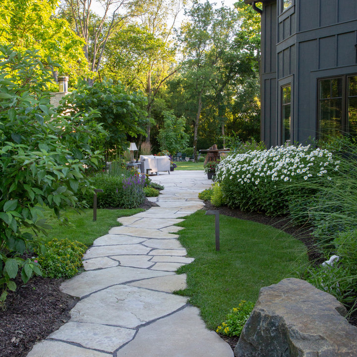 75 Side Yard Walkway Ideas You'll Love - September, 2025 | Houzz