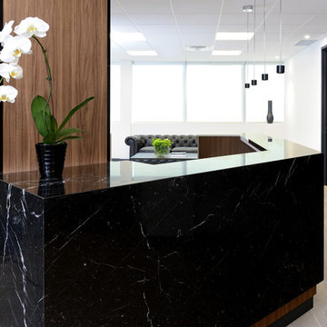 75 Vaulted Ceiling Home Office Ideas You'll Love - April, 2022 | Houzz