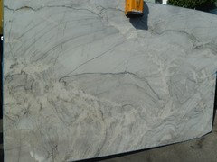 Aurora Boreal Quartzite?