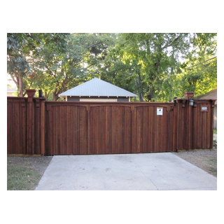 Decorative Arch Vertical Board Batten Fence Automatic Sliding Gate ...
