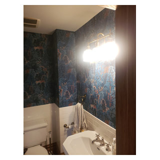 CHicago Lakeview. Old wallpaper removal and new wallpaper installation ...