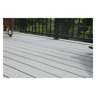 Fiberon Composite Deck in 'Cottage' - Toronto - by MPS Property ...