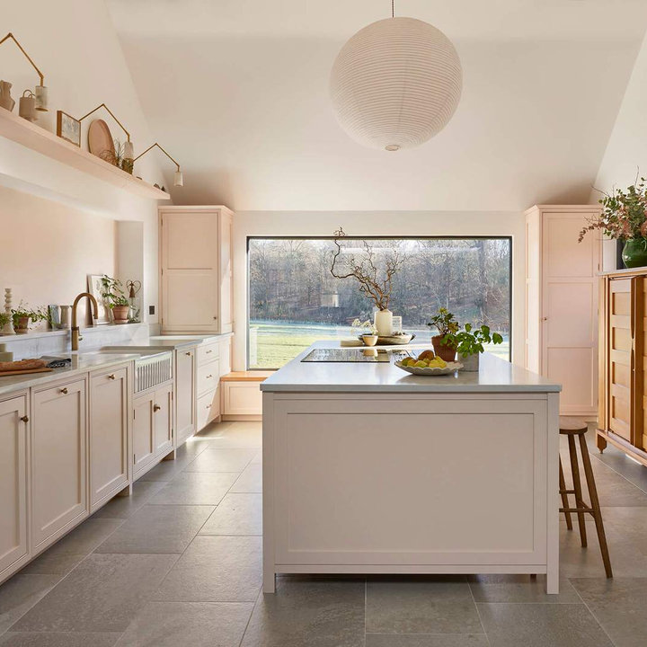 75 Beautiful Large Kitchen Ideas and Designs - May 2026 | Houzz UK