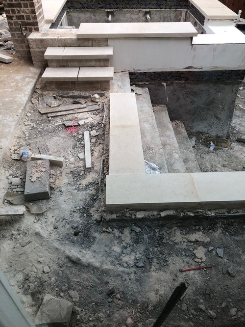 Lueders limestone pool coping - is this normal?