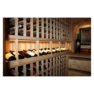 Close up of the High Reveal Display Row Wine Cellar Rack Dallas Texas ...