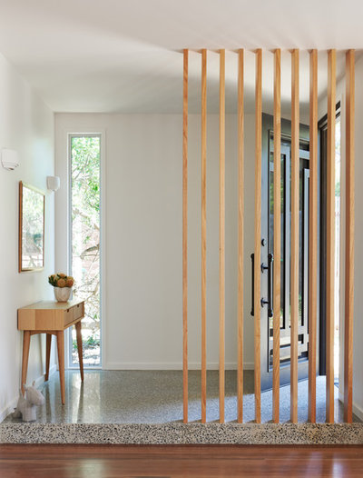 9 Times a Wooden Slatted Screen Made a Room