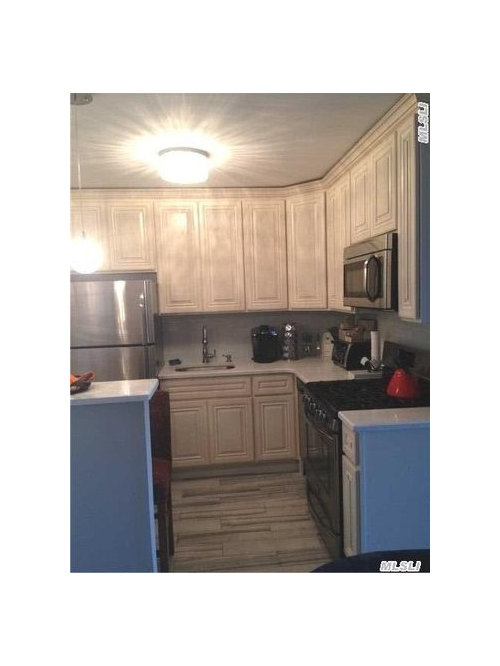 8X7 kitchen design questions - to move fridge or not