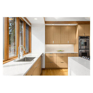 Parrett Mountain Contemporary Kitchen - Contemporary - Kitchen ...