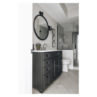Bathroom - Modern - Bathroom - Grand Rapids - by Beth Howley Creative LLC | Houzz