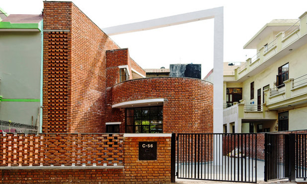 6 Perfect Materials for Beautiful Compound Wall Designs