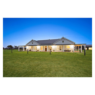 The Farm House - Country - House Exterior - Melbourne - by Blay ...
