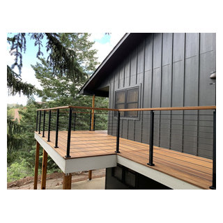 Cumaru Hardwood Deck with Custom Railing in Cascade - Contemporary ...