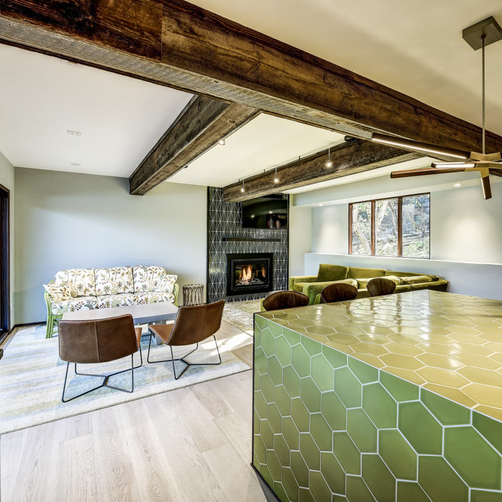 75 Beautiful Kitchen with Green Benchtop Ideas & Designs - July 2025 ...