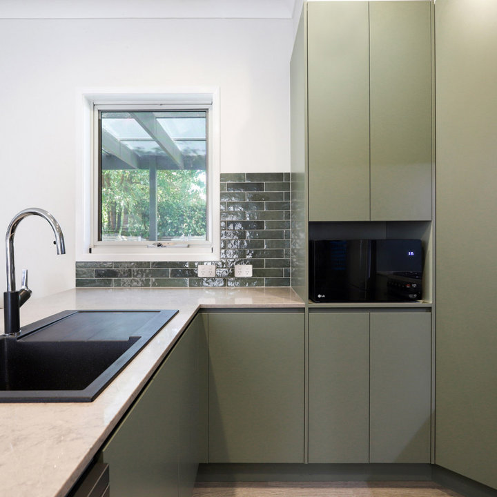 Polytec Topiary - Photos & Ideas | Houzz