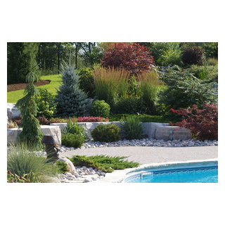 Hidden Valley - Traditional - Toronto - by TriGreen Landscape Design ...