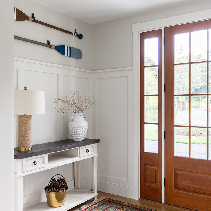 75 Wainscoting Entryway Ideas You'll Love - May, 2025 | Houzz