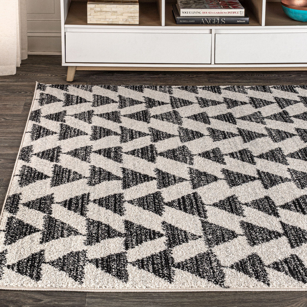 Aisha Moroccan Triangle Geometric Area Rug, 8 X 10 - Scandinavian ...