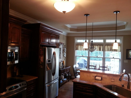 Need help with kitchen layout! Bottleneck/traffic flow issue