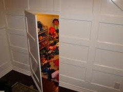 How to hide a fuse box?