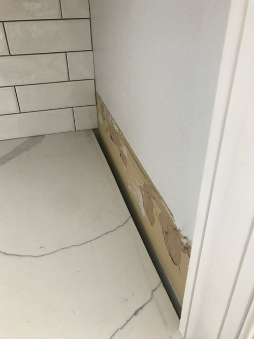 tile backsplash mixed with quartz side splash?