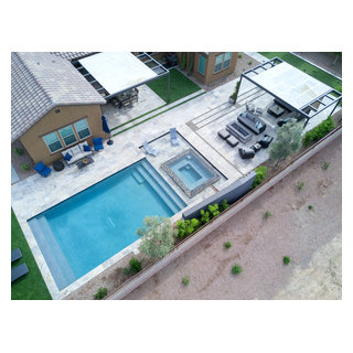 Perimeter Overflow Spa, Custom Pool and Outdoor Living Space - Modern ...