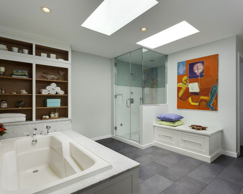 12X12 Bathroom Design Ideas, Renovations & Photos with Shaker Cabinets