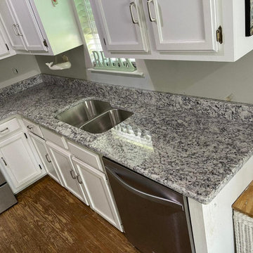 Dallas White Granite - Photos & Ideas | Houzz