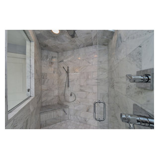 Walk-in Shower - Farmhouse - Bathroom - Chicago - by Meyer Design | Houzz