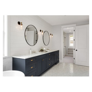 Modern Farmhouse - Farmhouse - Bathroom - Atlanta - by Limitless ...