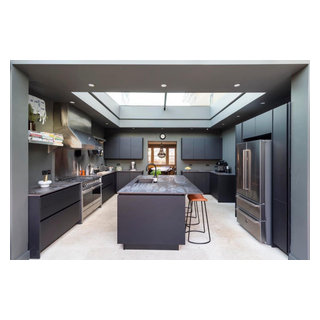 Easytouch Graphite Black kitchen with Dekton Trillium worktops ...