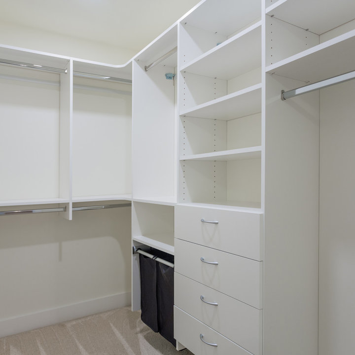 75 Beautiful Small Walk-in Wardrobe Ideas & Designs - July 2024 | Houzz AU