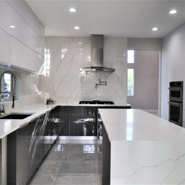Stacked Upper Cabinets - Photos & Ideas | Houzz