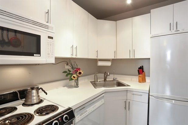 Smaller Appliances and a New Layout Open Up an 80-Square-Foot Kitchen