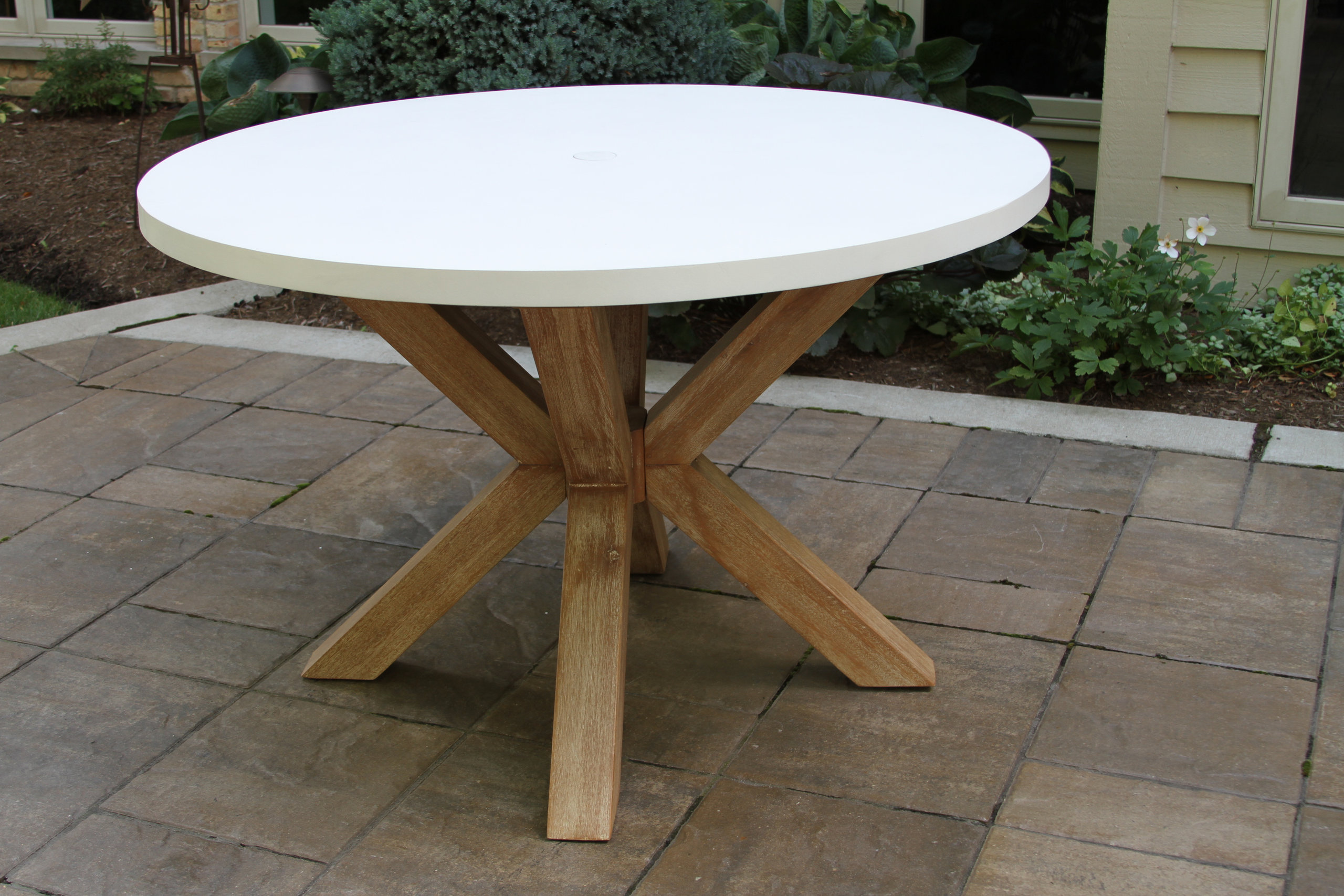 48" Ivory Composite Dining Table With 4 Wheat Rope Chairs - Beach Style ...