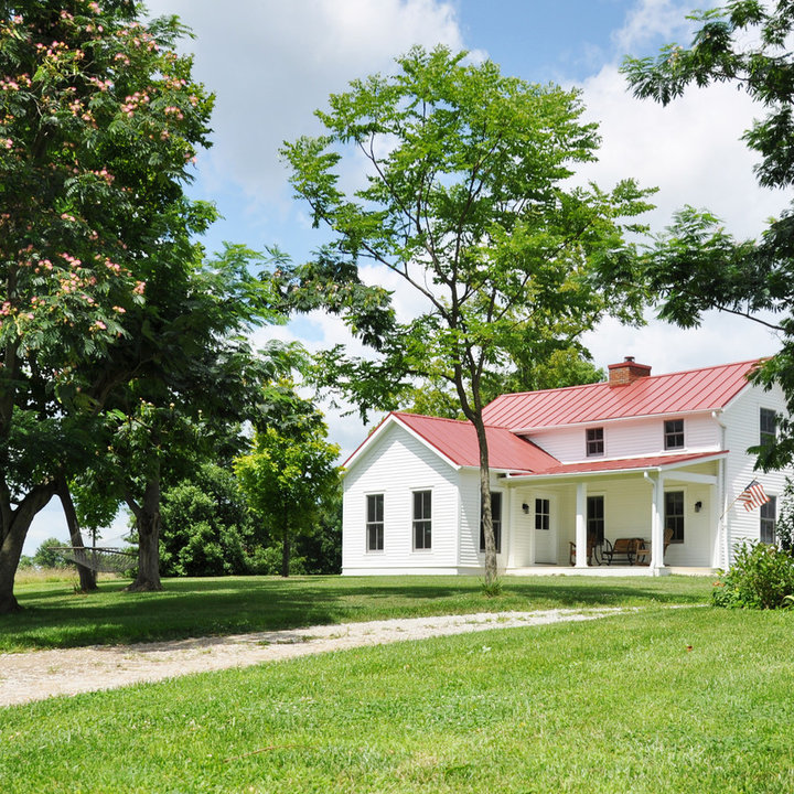 75 Exterior Home with a Red Roof Ideas You'll Love - March, 2026 | Houzz