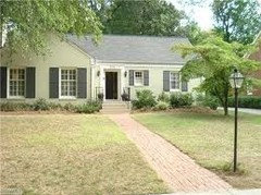 Need help with this 1970s ranch style house