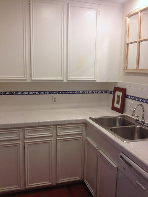 Need help! Weird Kitchen layout