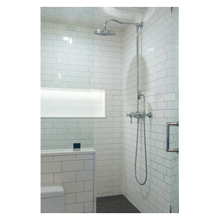 Margaux Farmhouse - Farmhouse - Bathroom - Toronto - by Barbara Purdy ...