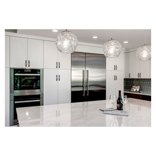 Modern Kitchen and Bath Remodel Redmond, WA - Modern - Kitchen ...