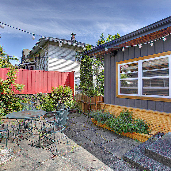 75 Eclectic Exterior Home Ideas You'll Love - May, 2026 | Houzz