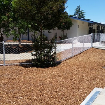 Cyclone Fence - Photos & Ideas | Houzz