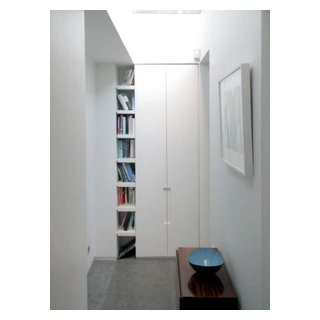 Half landing - Contemporary - Hallway & Landing - London - by Azman ...